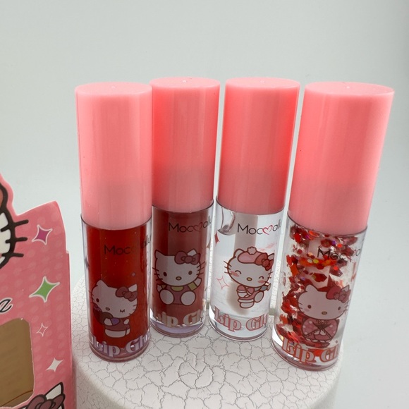 Mocallure | Makeup | Hello Kitty Mocallure Lip Kit New In Box Red ...